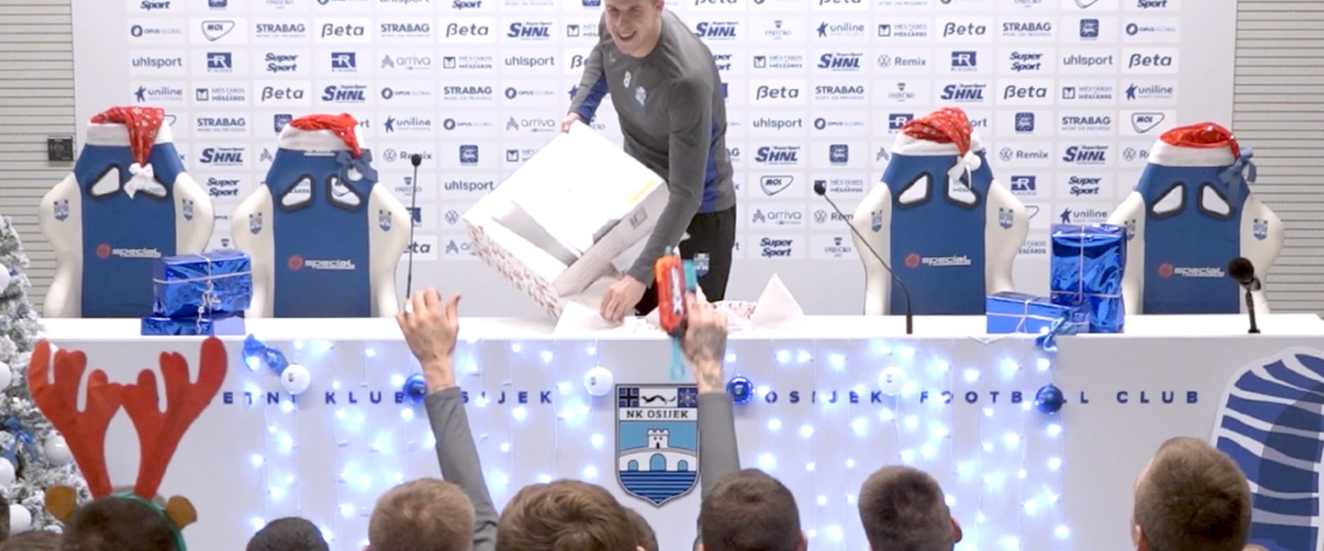 NK Osijek Secret Santa 3 - NK Osijek TV - Nogometni klub Osijek